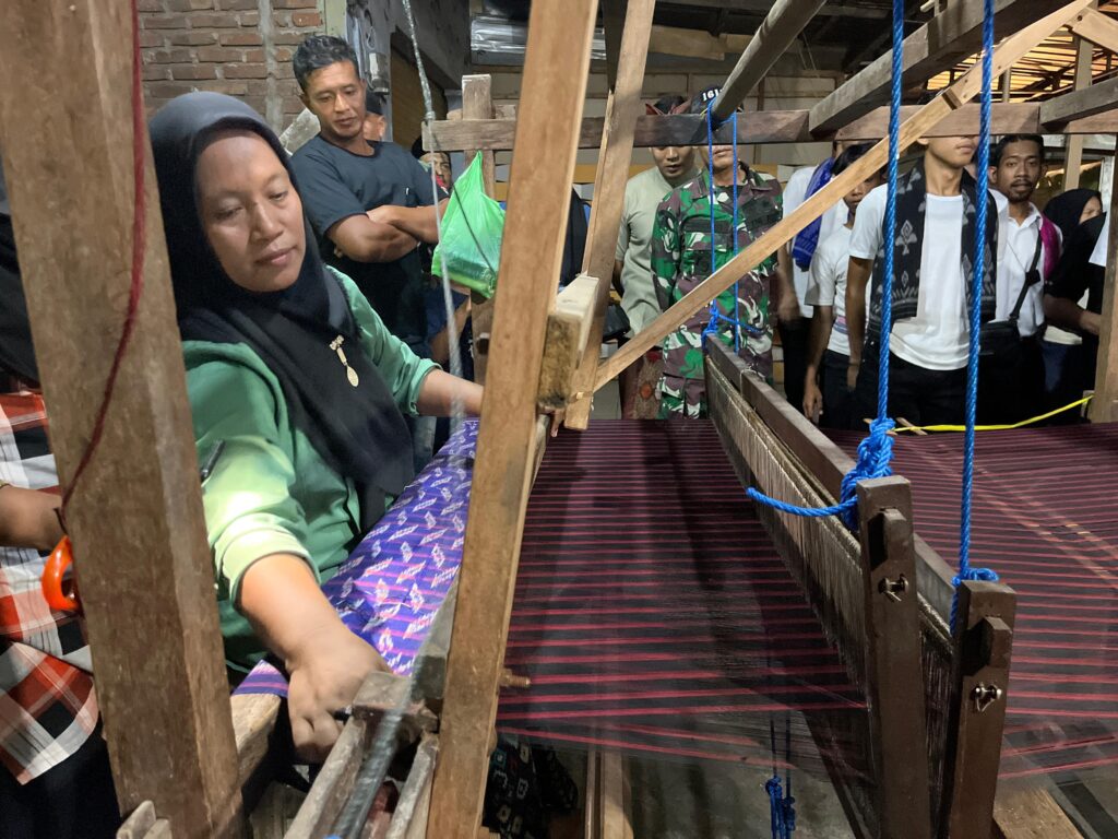 Nostalgia, Festival Loloan Jaman Lame Sajikan Suasana Tempo Dulu - PUBLIKA